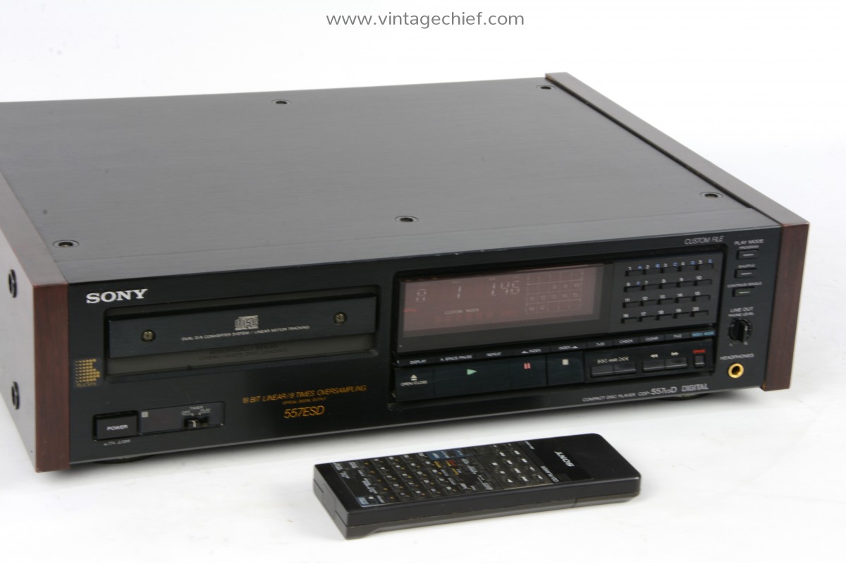 High End Sony CDP-557ESD CD Player + Remote Control | Sony ES | Side Panels