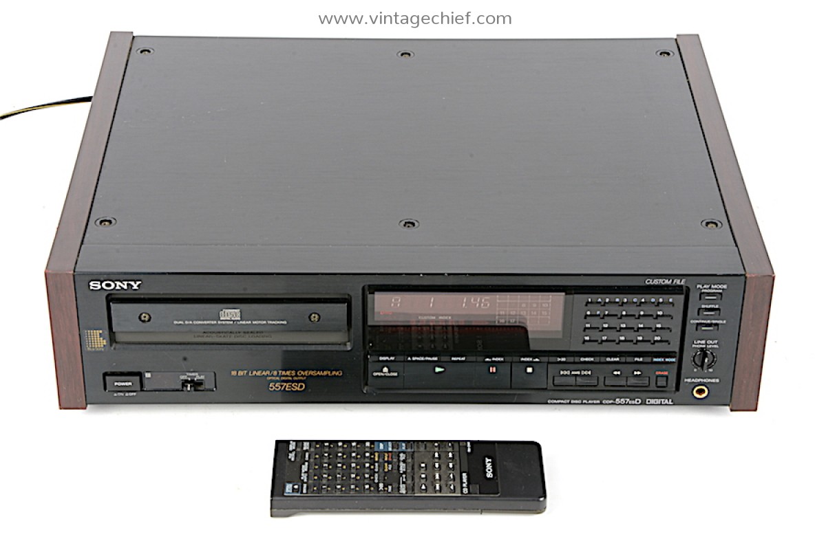 High End Sony CDP-557ESD CD Player + Remote Control | Sony ES | Side Panels