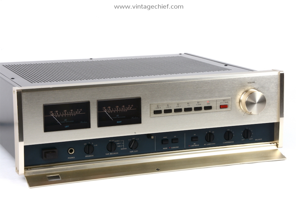 High End Accuphase E-302 Amplifier | 2 x 120 Watt | Phono MM MC | VU ...