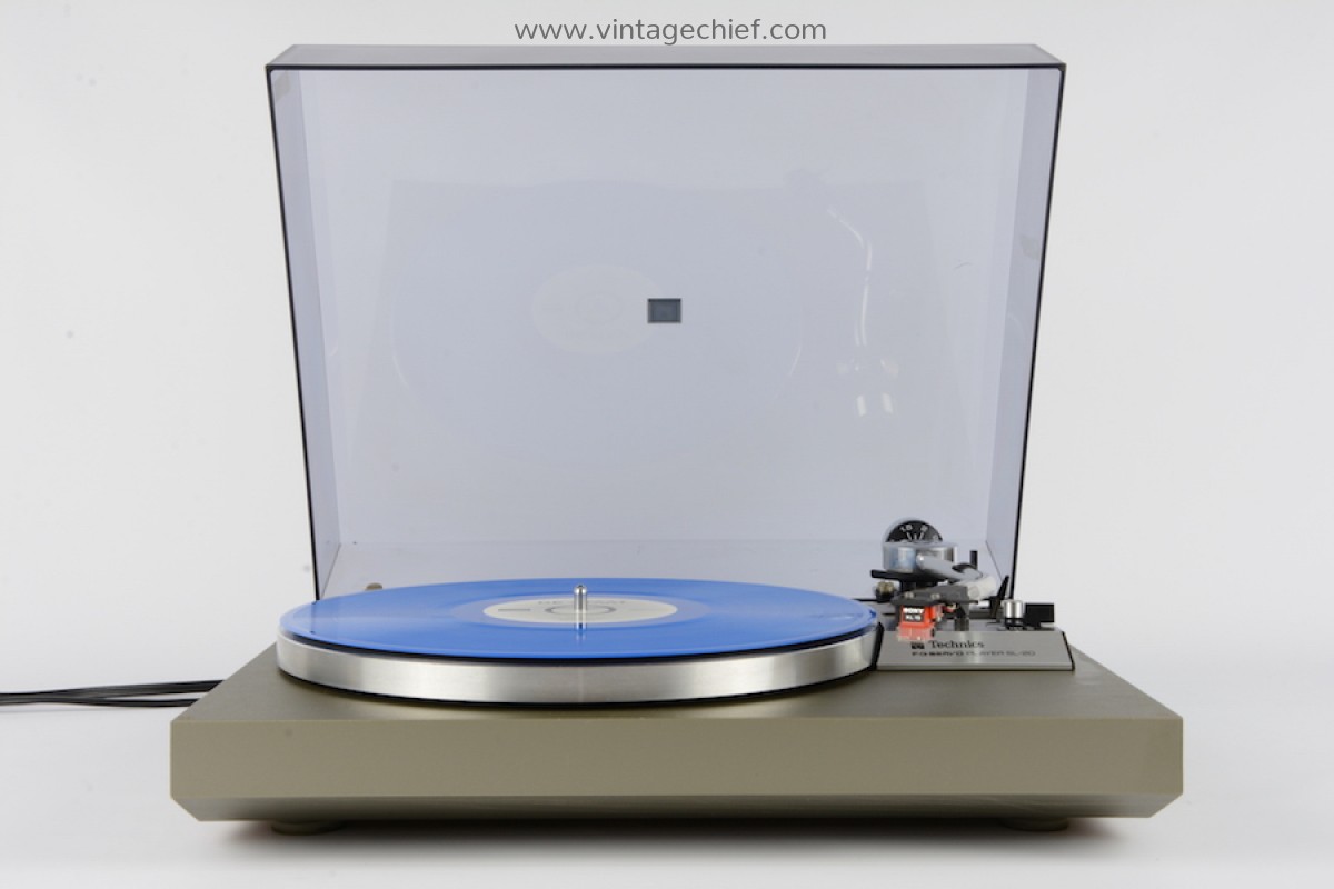 Technics SL-20 Turntable