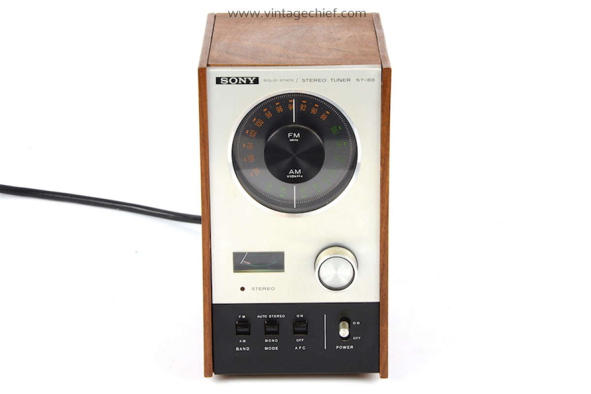 Sony ST-88 FM AM Round Dial Tuner | Wooden Case | Vintage