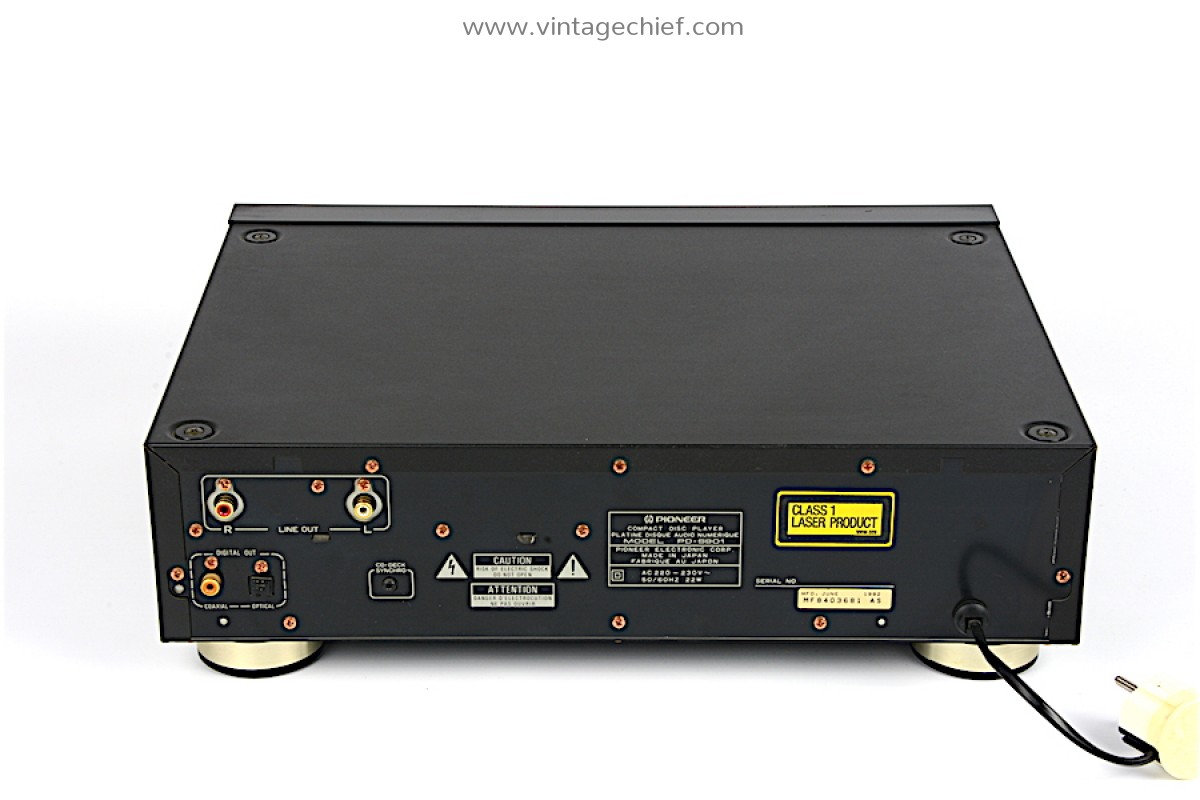 High End Pioneer PD-S901 CD Player + Remote Control + Manual