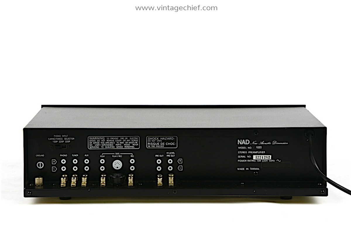 Classic NAD 1020 Stereo Preamplifier | Phono Input | Preamp