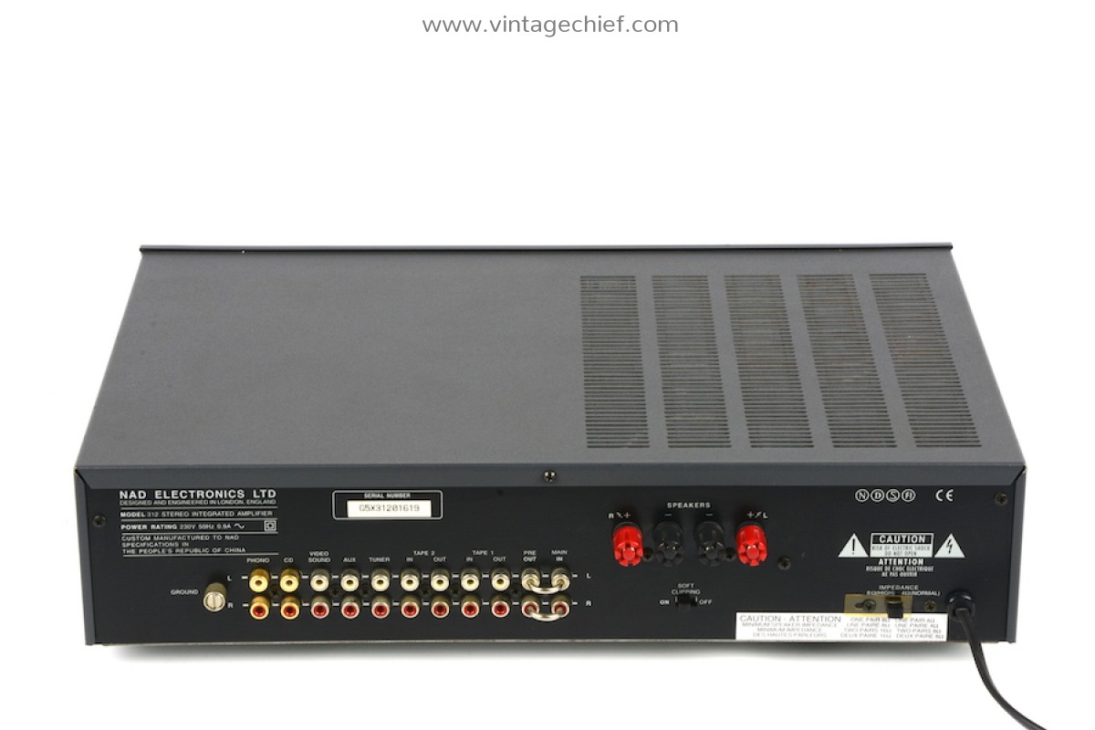 NAD 312 Stereo Amplifier | Phono | Pre-out | Main-in