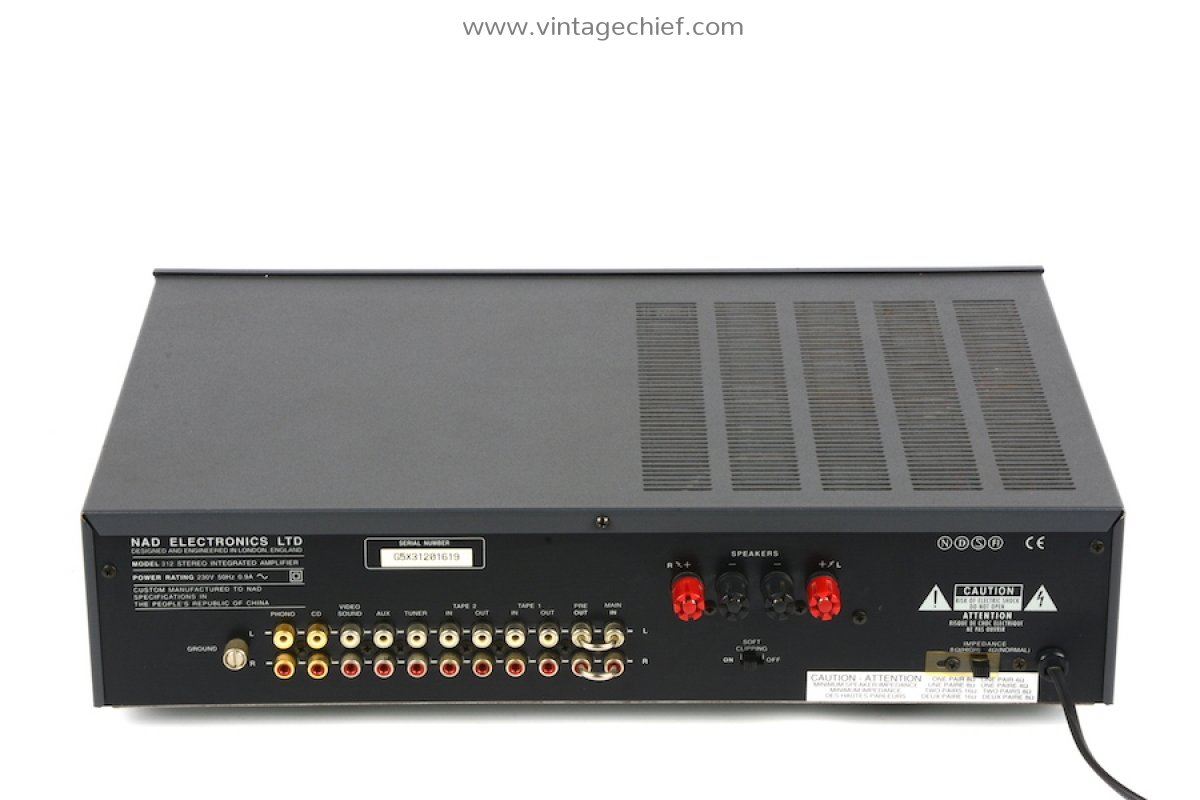 NAD 312 Stereo Amplifier | Phono | Pre-out | Main-in