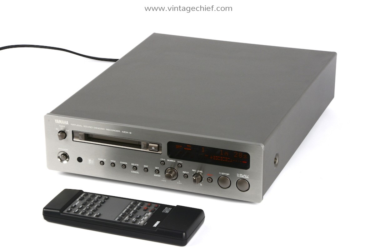 Yamaha MDX-9 MiniDisc Recorder + Remote Control + 3 Sealed Sony MiniDiscs