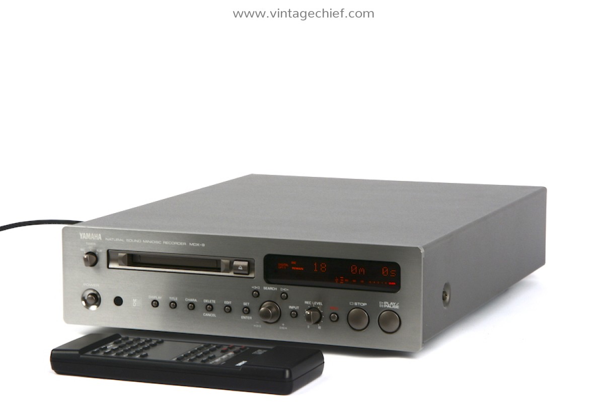 Yamaha MDX-9 MiniDisc Recorder + Remote Control + 3 Sealed Sony MiniDiscs