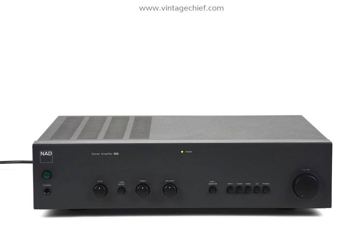 NAD 302 Amplifier | Phono | EISA European Amplifier Of The Year (1993 ...
