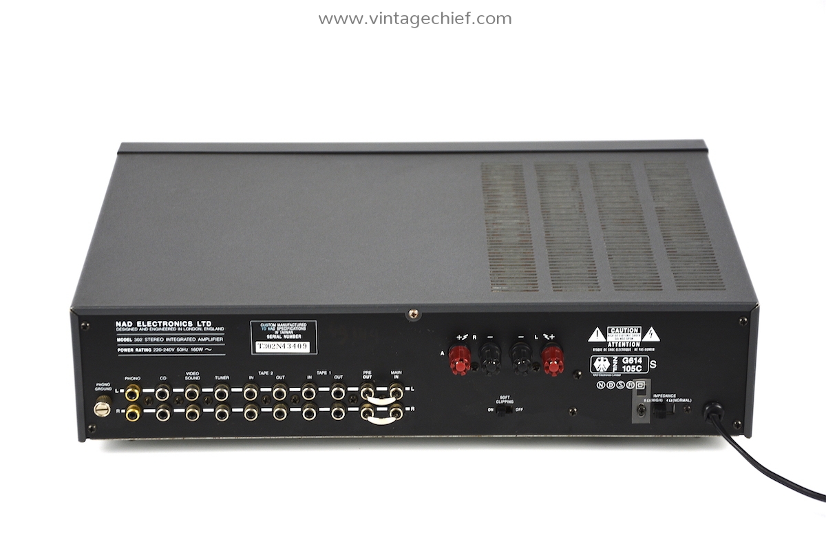 NAD 302 Amplifier | Phono | EISA European Amplifier Of The Year (1993 ...