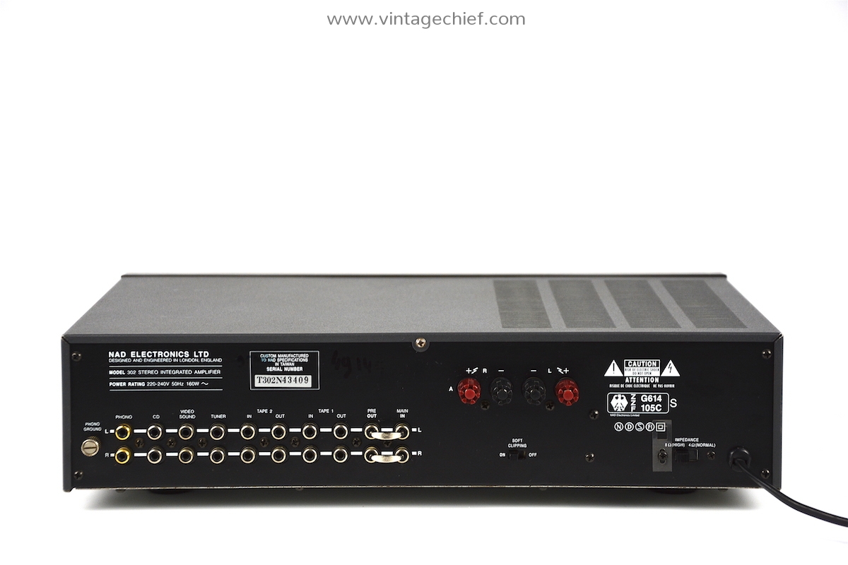 NAD 302 Amplifier | Phono | EISA European Amplifier Of The Year (1993 ...