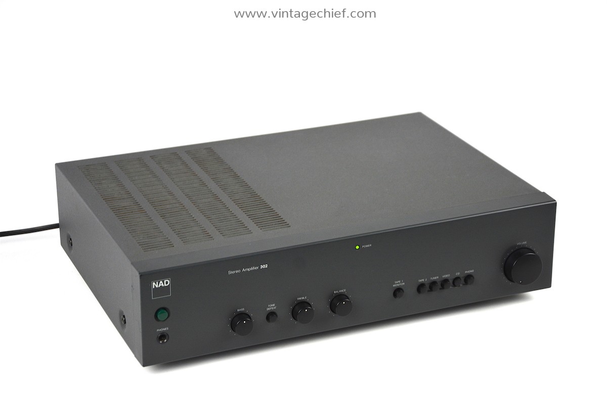 NAD 302 Amplifier | Phono | EISA European Amplifier Of The Year (1993 ...