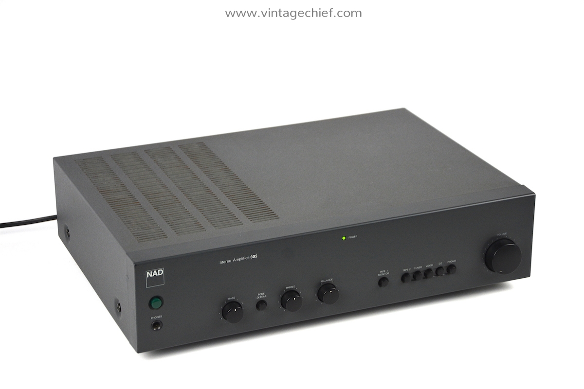 NAD 302 Amplifier | Phono | EISA European Amplifier Of The Year (1993 ...