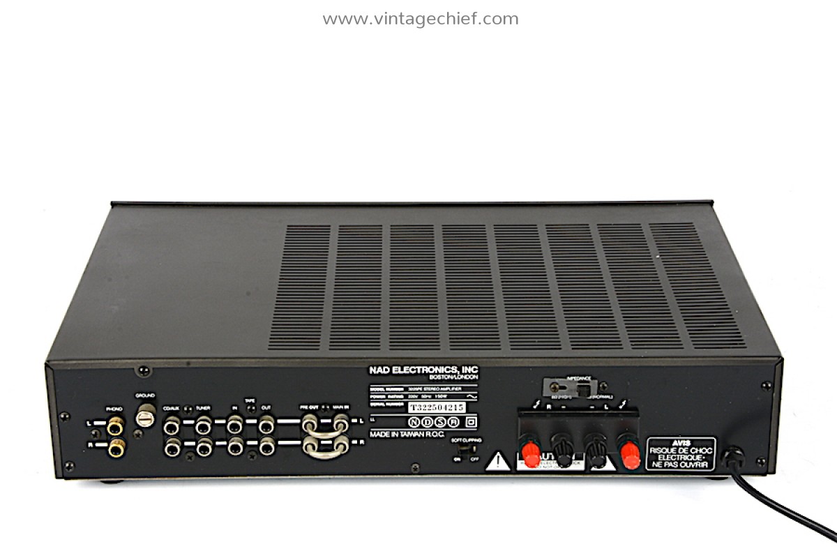 NAD 3225PE Amplifier | 2 x 40 Watt | Phono | Vintage | Pre out | Main in