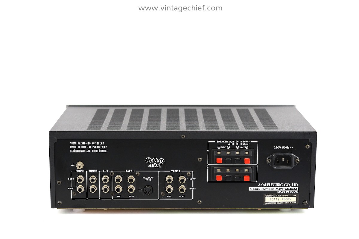 Akai AM-2250 Integrated Stereo Amplifier | Silver | Phono | Audio | HiFi